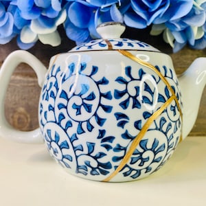 Kintsugi Teapot, Kintsugi Blue and White Teapot, Kintsugi Pottery ...