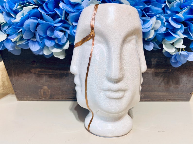Kintsugi Face Vase Kintsugi Pottery Minimalist Wedding - Etsy