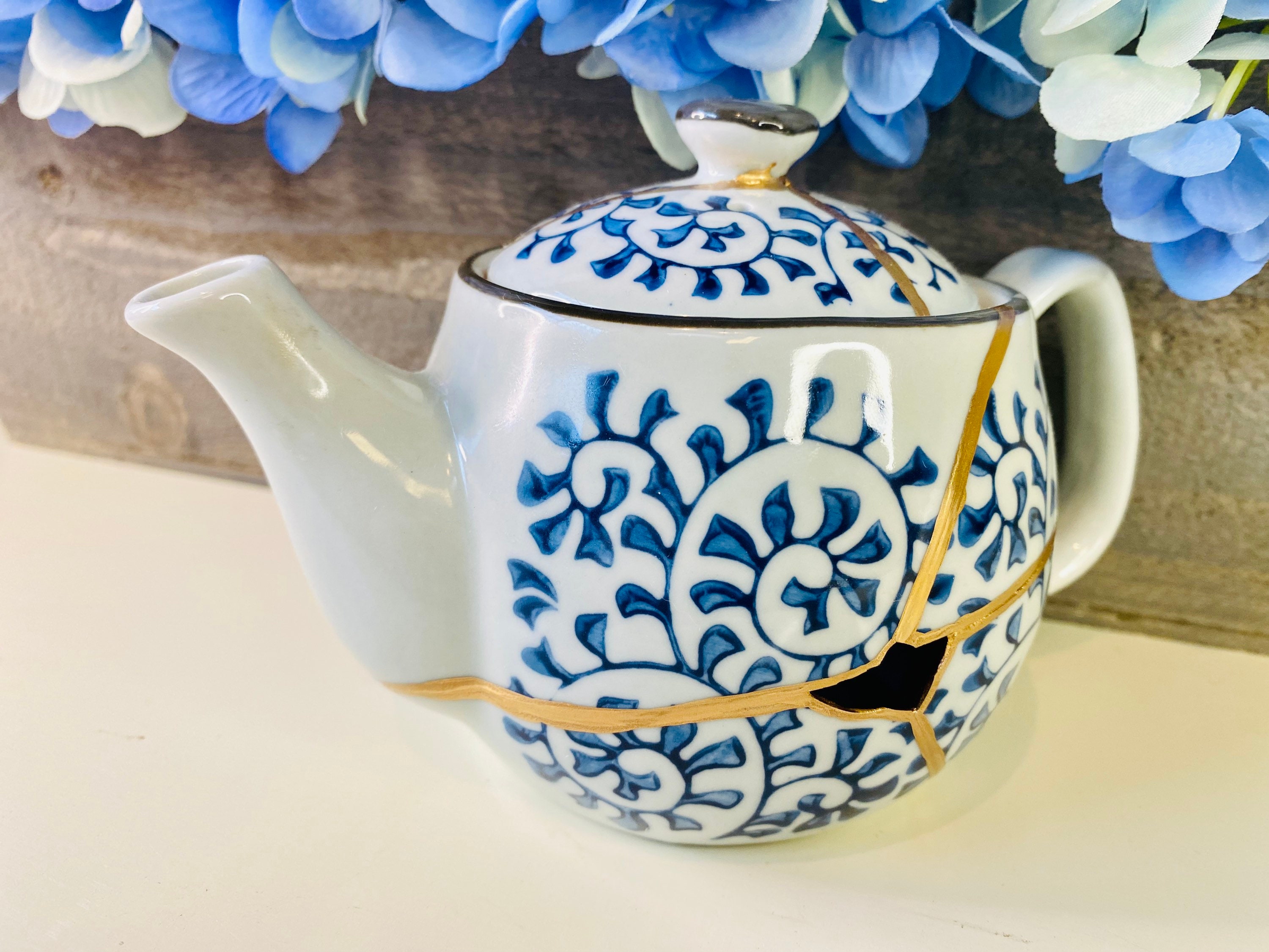 Kintsugi Teapot Kintsugi Blue and White Teapot Kintsugi - Etsy