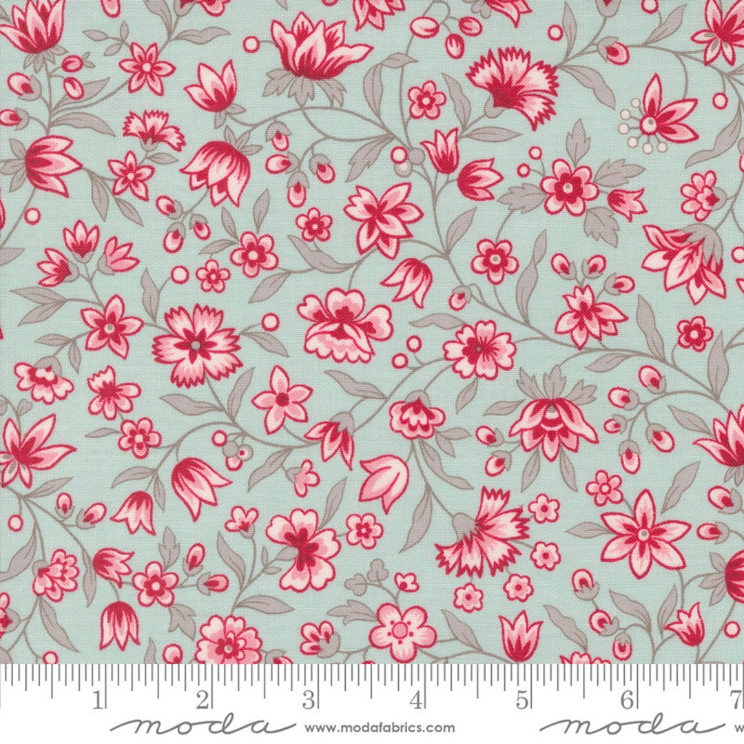 Moda Fabrics - My Summer House - Quilt Fabric-by-the-1/2 Yard by Bunny ...