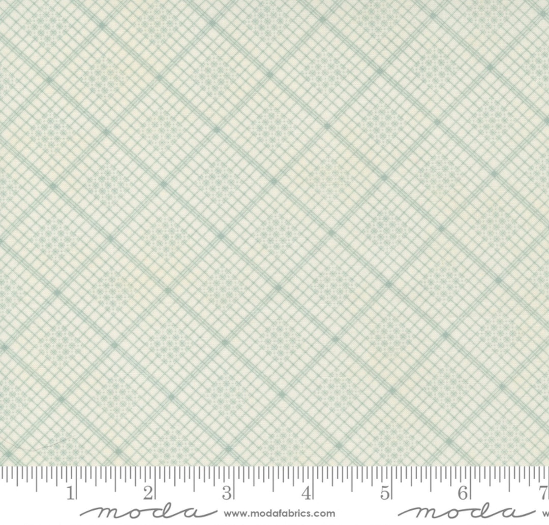 Moda - SISTER BAY - Quilt Fabric By-the-1/2 Yard by Three Sisters 44275 ...