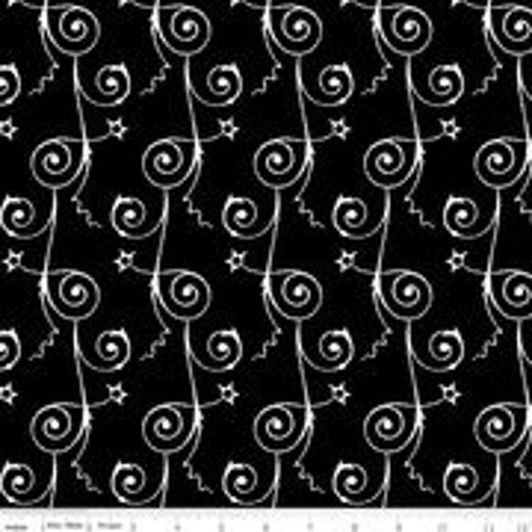 Riley Blake - Queen of Ween - Quilt Fabric-by-the-1/2 Yard by Janet ...