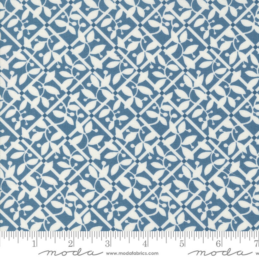 Moda Fabrics - SHORELINE - Quilt Fabric-by-the-1/2 Yard by Camille ...