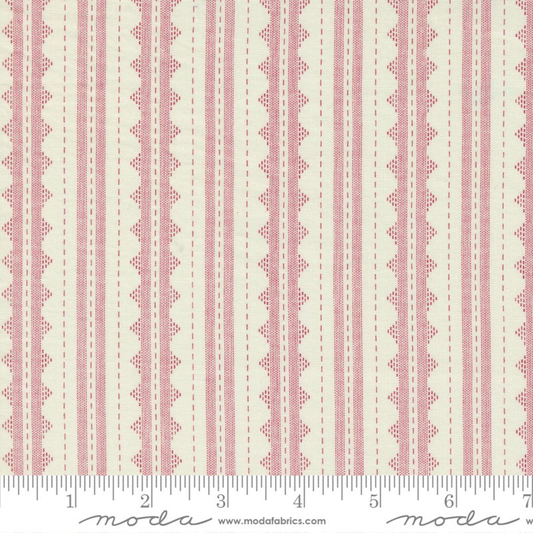 Moda Fabrics SUGARBERRY Quilt Fabric-by-the-1/2 Yard by Bunny Hill ...
