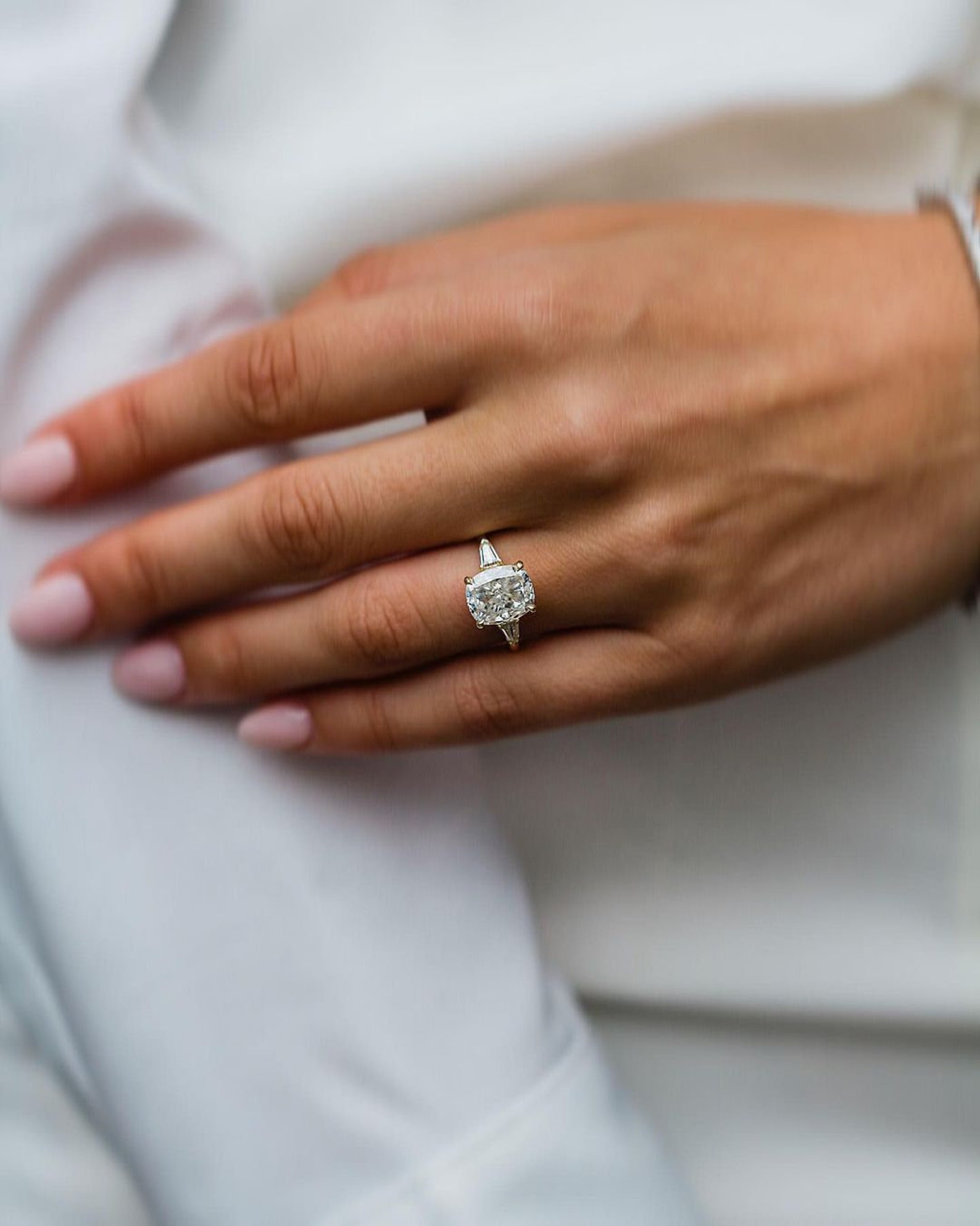 Cushion Cut Moissanite Wedding Gift Ring Three Stone Cushion Cut Ring ...