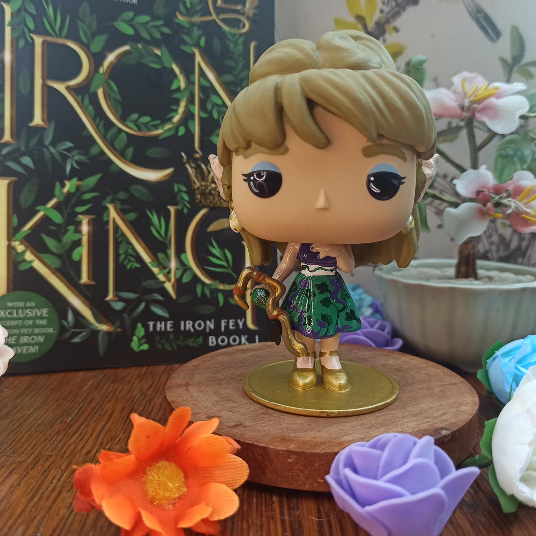 The Iron Fey - Meghan Chase Funko - Etsy