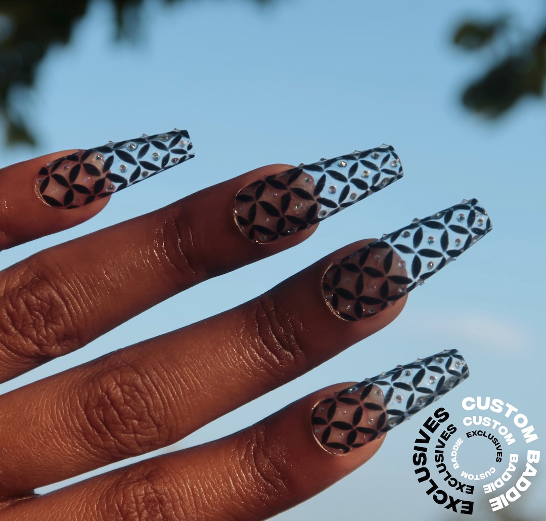 Wild Side| Cover Baddie BUYER PROGRAM| Black| 12PC Reusable Press on Nails| Hand Painted Nails ...