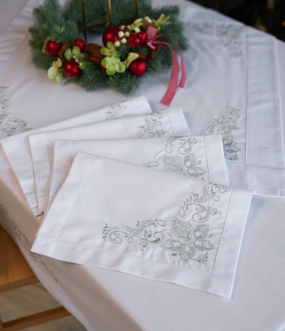 Rectangle Christmas Tablecloth Embroidered English Christmas - Etsy