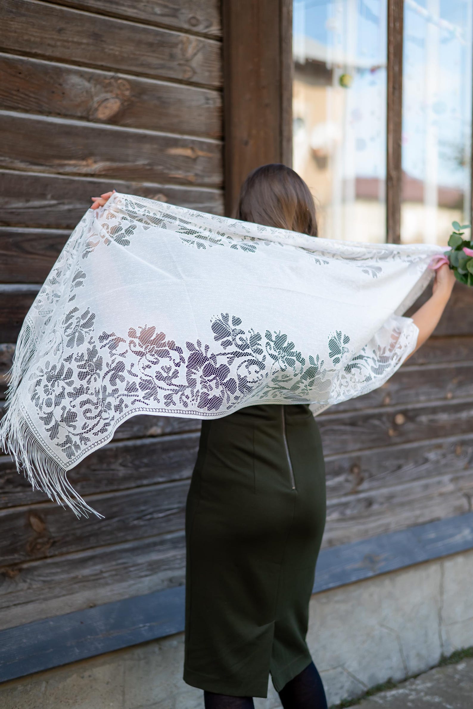 Elegant White Lace Shawl With Fringe, Lightweight Floral Patterned Wrap ...
