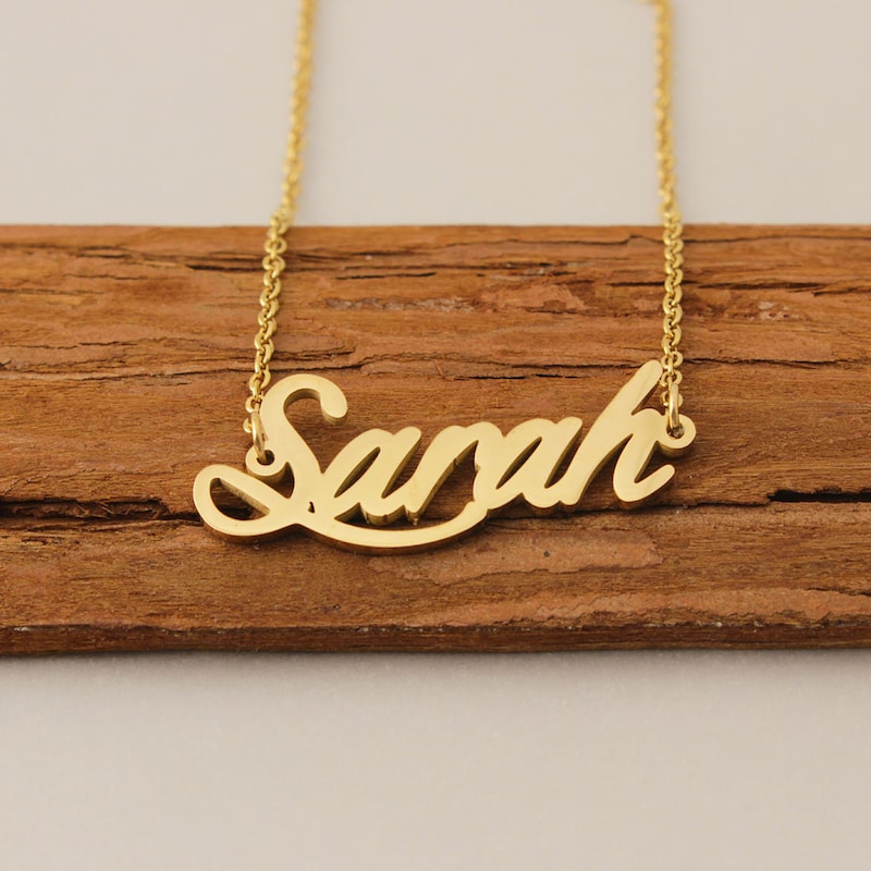 Sarah Name Necklace - Etsy