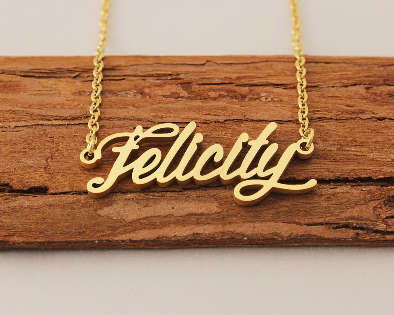 Felicity necklace store