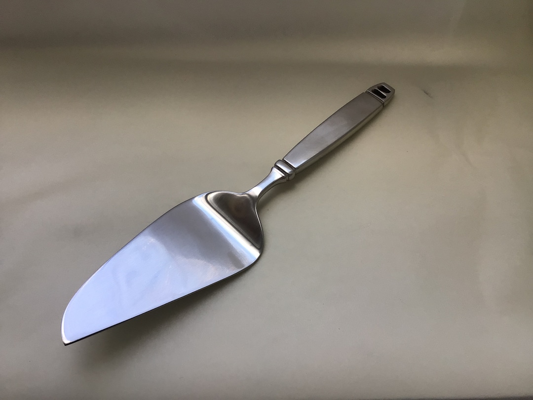 LISA JENKS Lunt Pie Server - Etsy