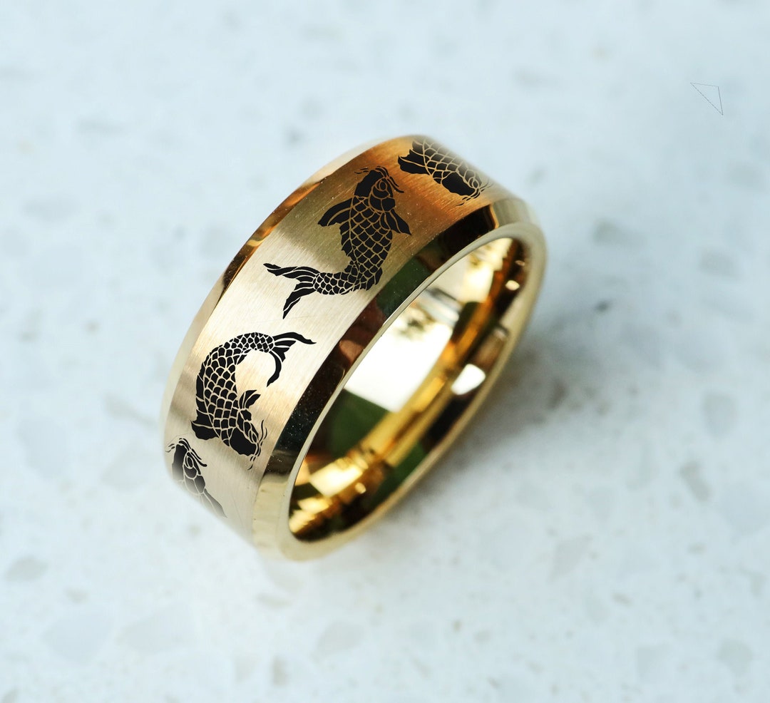 Koi Fish Wedding Ring, Koi Fish Scale Engraved Wedding Band, Koi Fish ...
