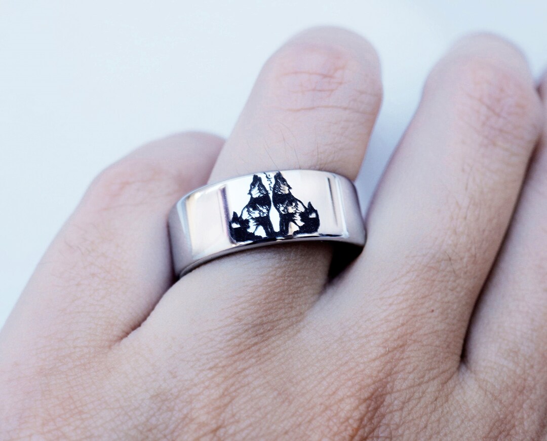 Howling Wolf Wedding Band, Howling Wolves Engagement Ring, Native Wolf ...
