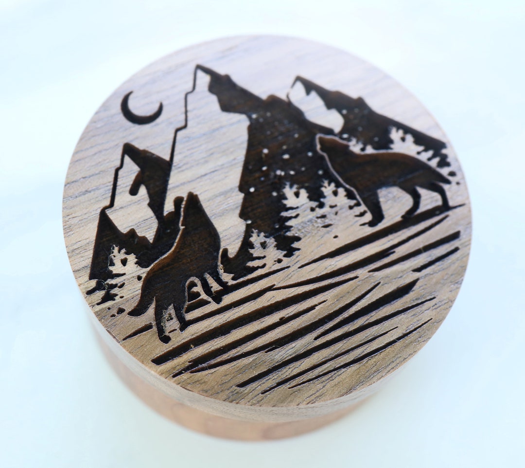 Howling Wolf Ring Box, Adventure Box, Wolves Mountain Ring Box, Nature ...