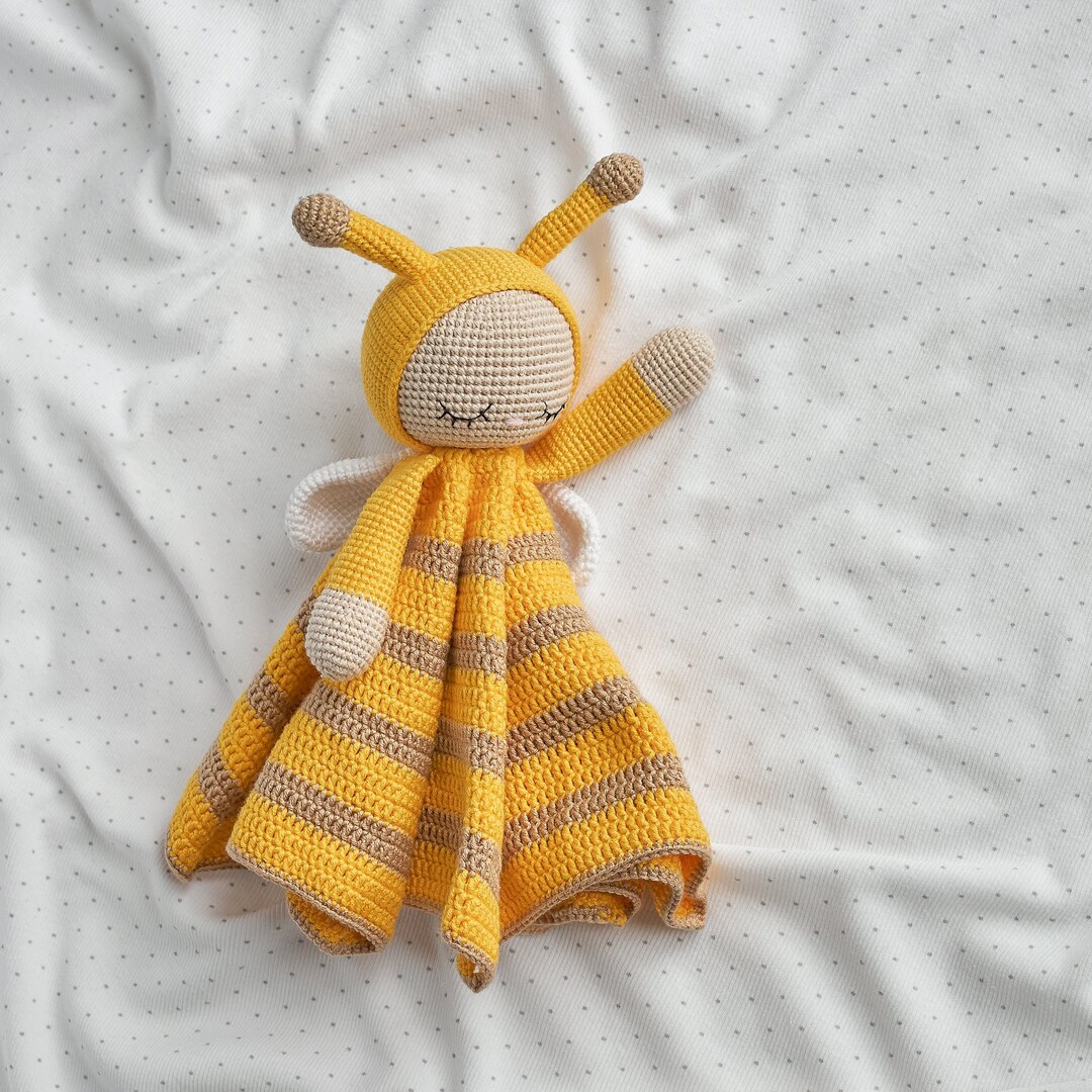 Bee Lovey Pdf Pattern Crochet Bee Security Blanket Amigurumi Pattern ...