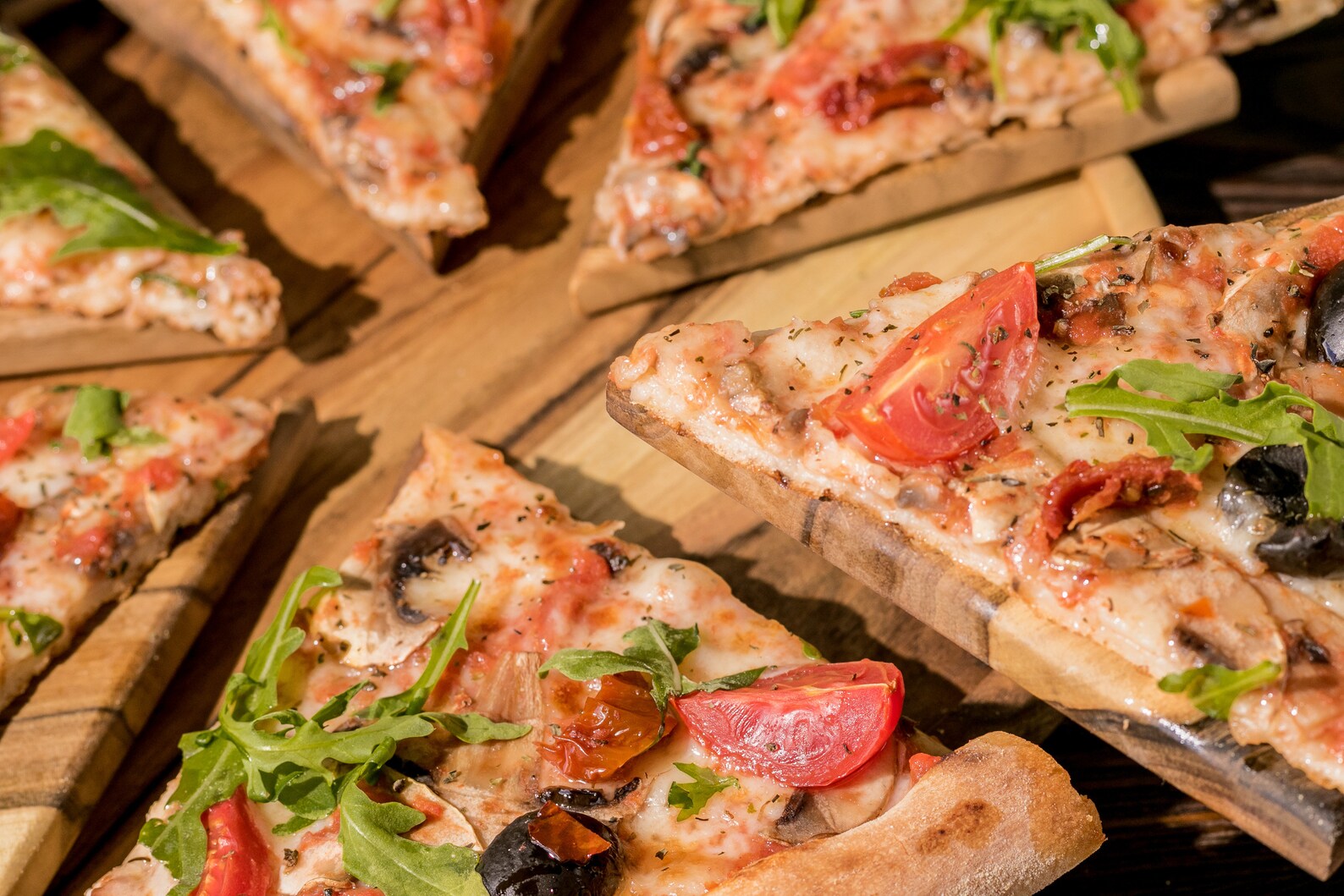 Pizza Wood Stand Wooden Cutting Board Wood Pizza Stand Pizza - Etsy