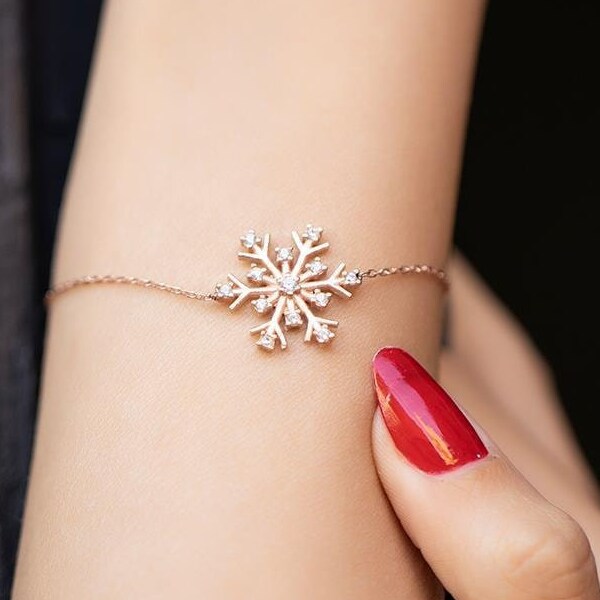 Snowflake Bracelet - Etsy