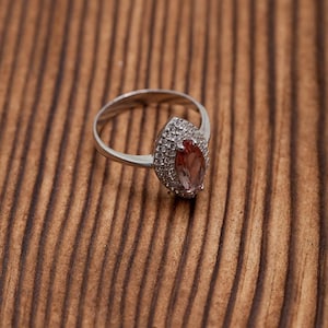 925 Sterling Silver Zultanite Ring for Woman, Color Chancing Diaspore ...