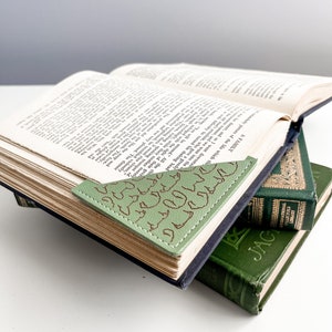 Dog Ear Bookmark | the Right Way to Dog Ear a Page | Clever Bookmark ...