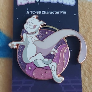 HUEY a Mew and Mewtwo Enamel Pin by TC-96 - Etsy