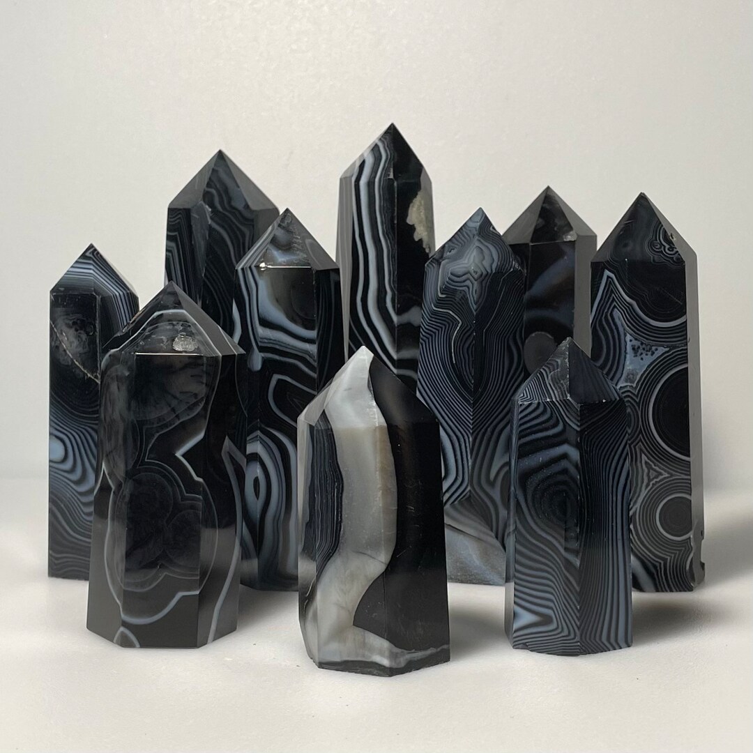 Large Black Sardonyx Agate Points Cleanses the Auric Field, Balances ...