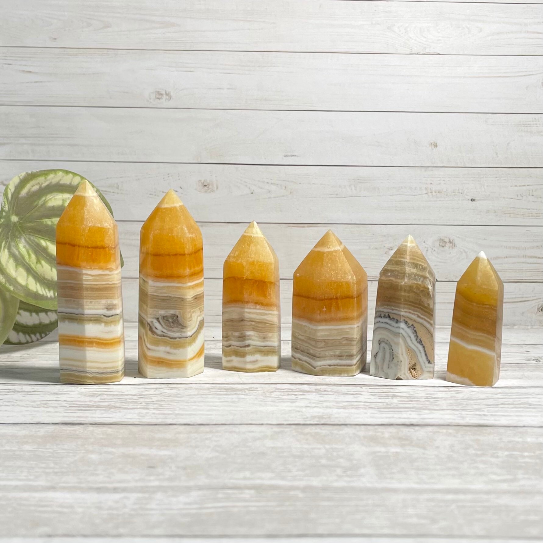 Orange Calcite Points for amplifying energy and enhancing | Etsy