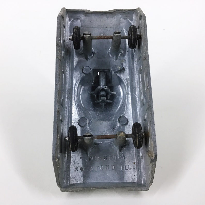 3 Original 1950s Midgetoy Military Vehicles Army Tank, Red Cross ...