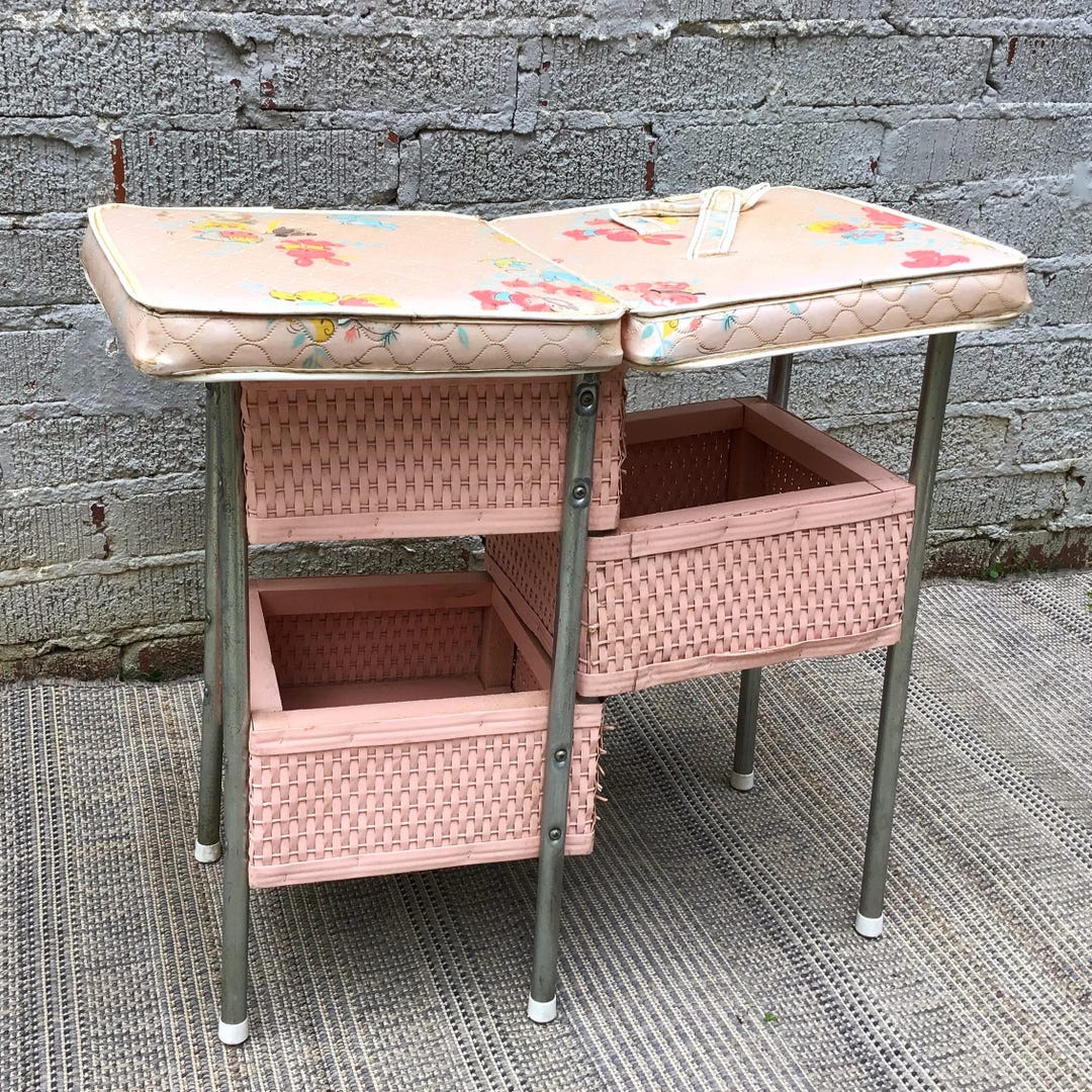 Vintage Pink Doll Changing Table, the Berry Twins / Badger Basket Co ...
