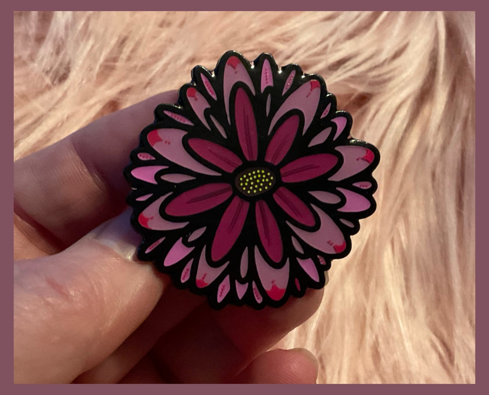 Double Painted Daisy Enamel Pin Mother's Day Gift Lapel - Etsy