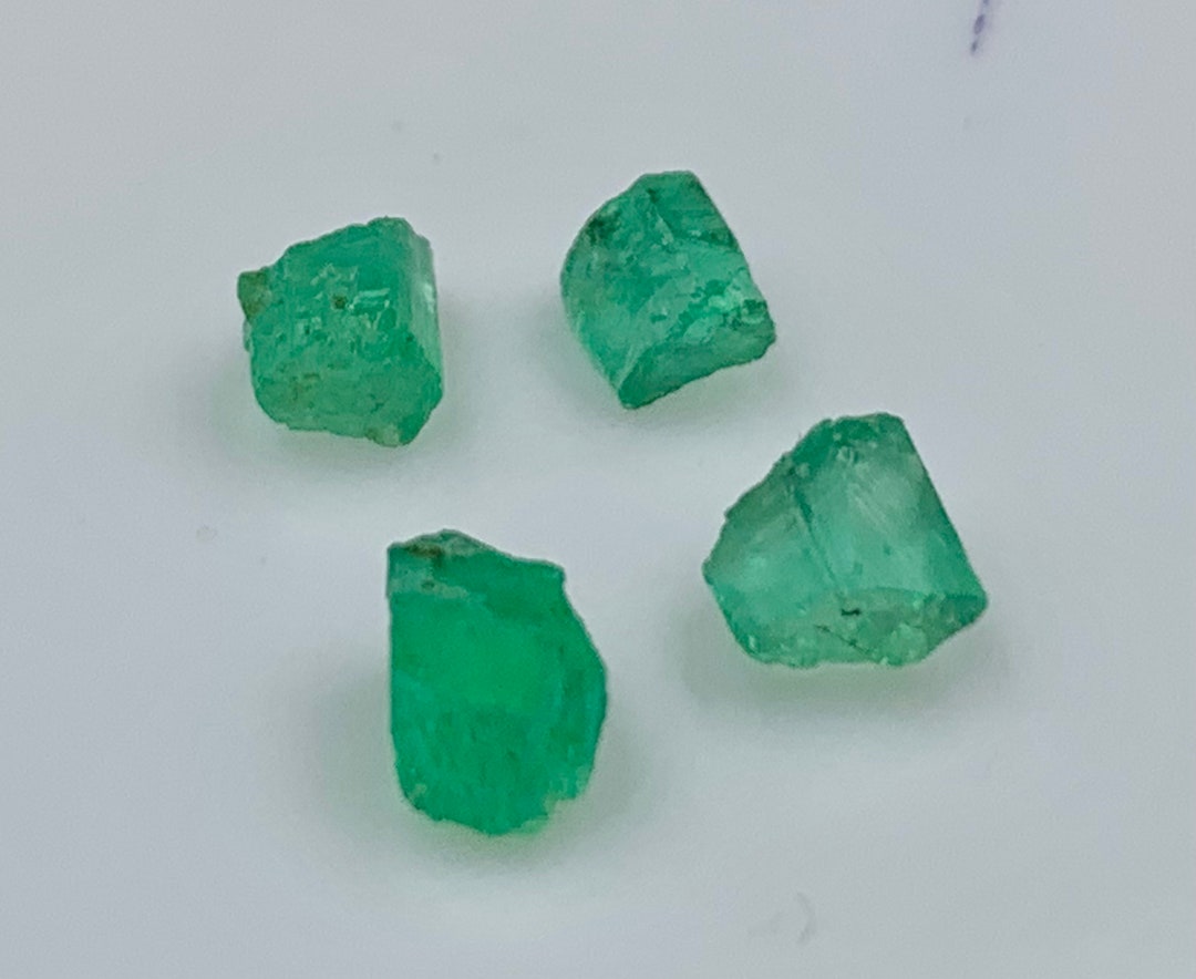 Natural Ethiopian Emerald Raw Rough Gemstone, Eye Clean Emerald Raw ...
