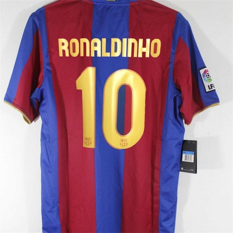 Vintage 10 Ronaldinho Jersey 2007 2008 Barcelona Jersey, Ronaldinho ...