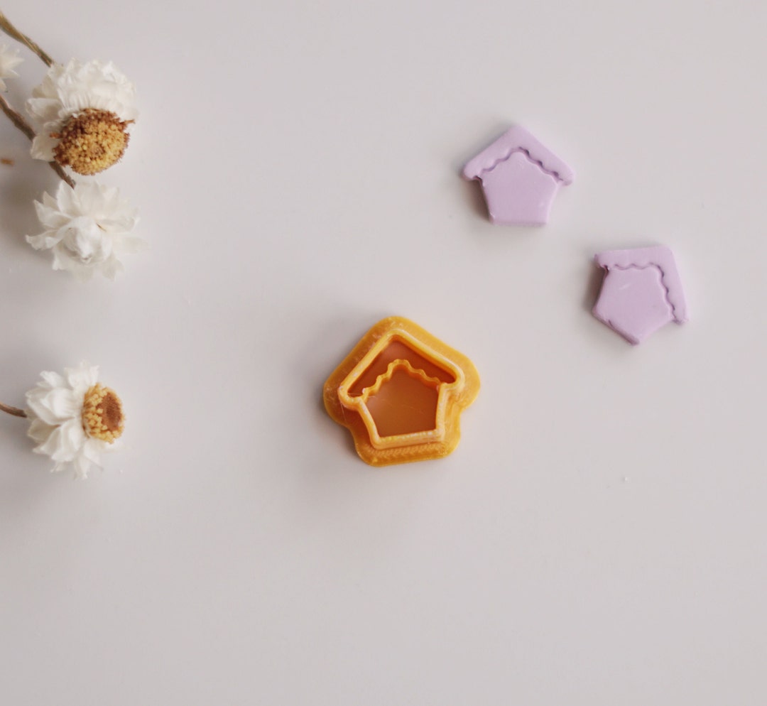 Gingerbread House Mini Clay Cutter (stud Size) | Christmas Clay Cutter ...