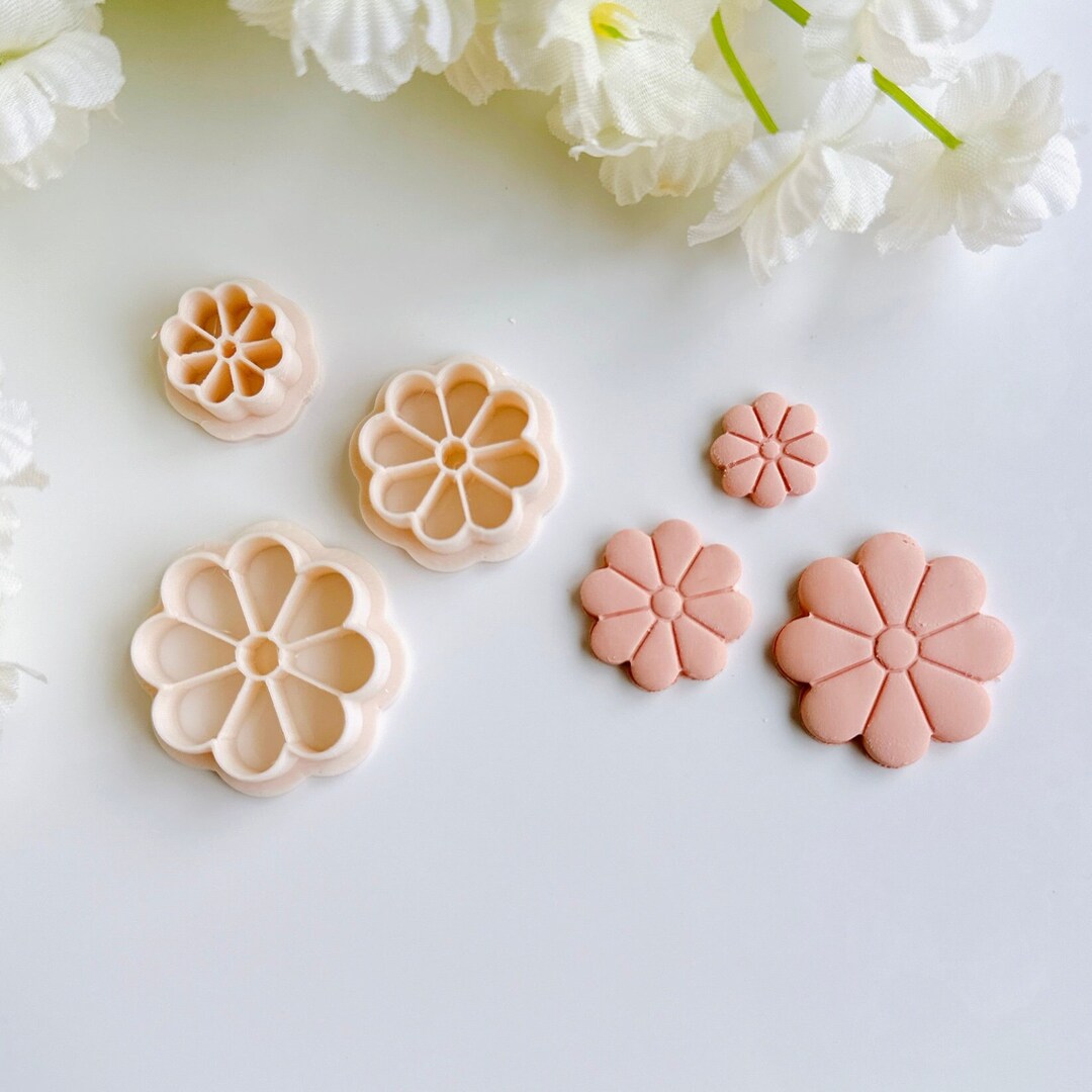 Symmetric Spring Flower Floral Clay Cutter | Spring Flower Clay Cutter ...