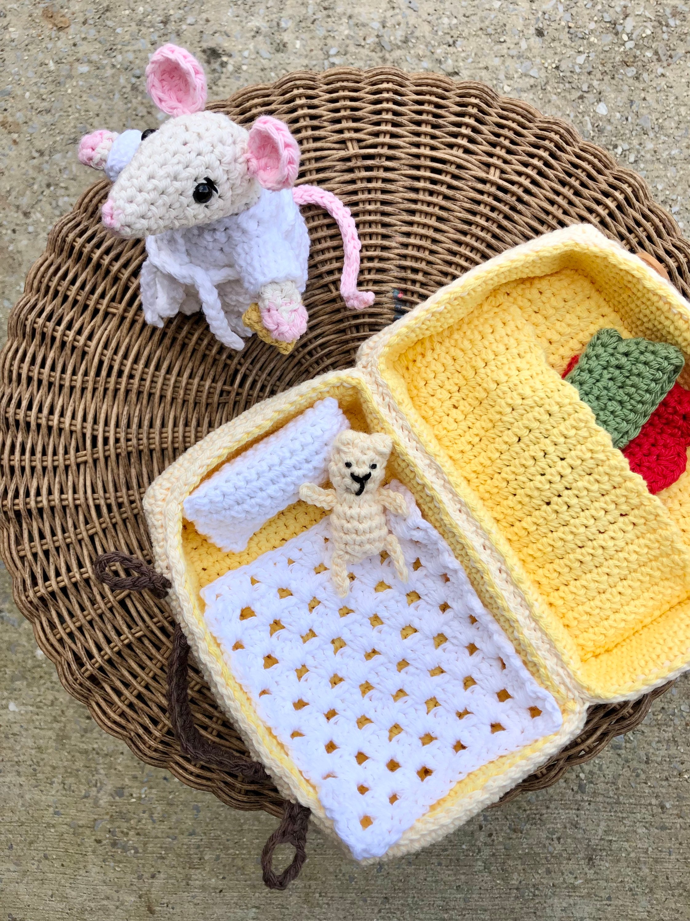 Crocheted Mouse in A Suitcase Interactive Stuffed Animal - Etsy Canada