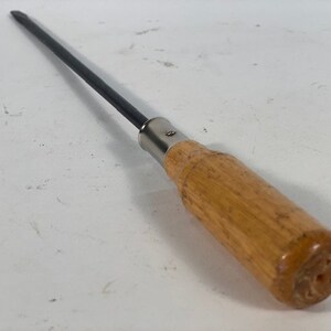 Vintage 8" Long Wooden Handled Flat Head Screwdriver - Etsy