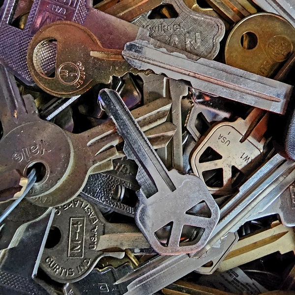 Bulk Skeleton Keys - Etsy