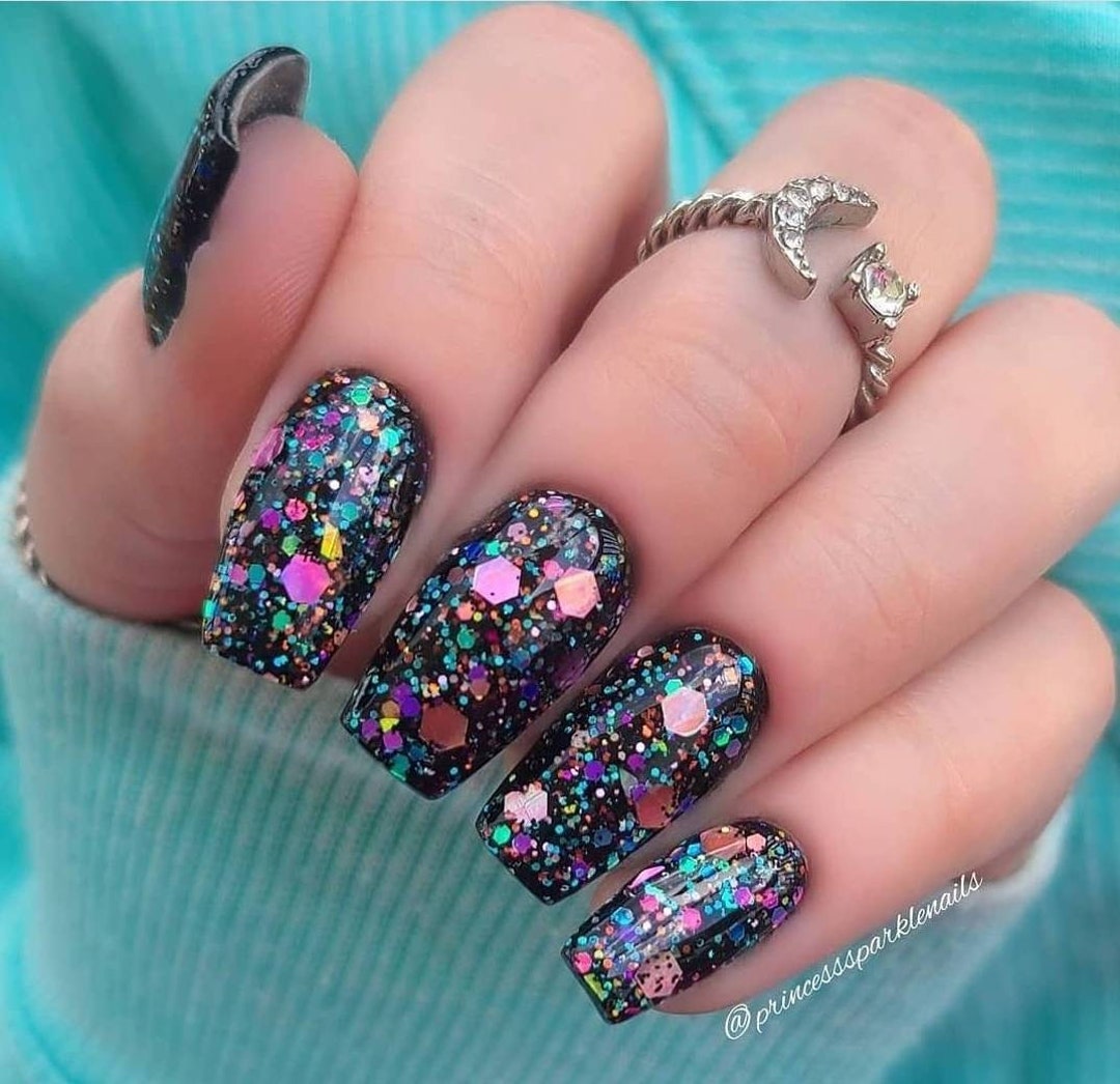 Cosmic Princess Black Chunky Holographic Glitter Nail Dip Powder, Dip ...