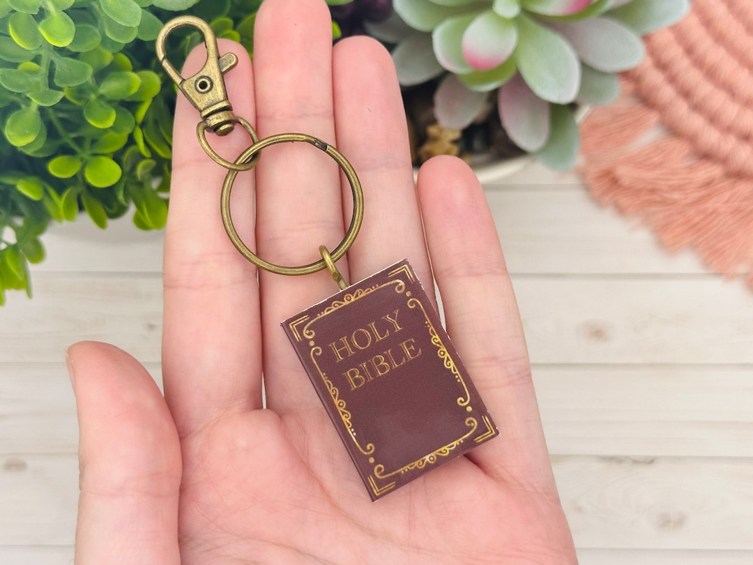 Holy Bible Keychain or Magnet Gift for Friend, Dollhouse Books 1:6 ...