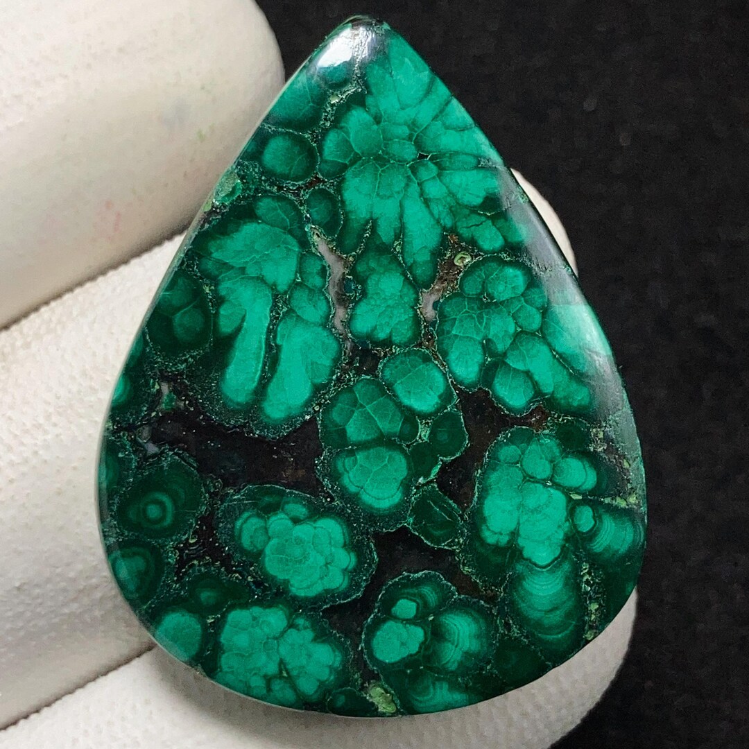 Forest Green Malachite , Copper Mineral , Pear Cabochon, 40x32x6 MM, 76 ...