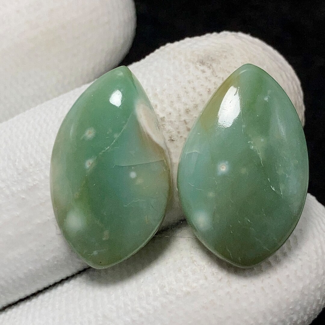 Peruvian Green Opalina Pair, Freeform Cabochon, 20x12x5 MM, 15 CTS ...