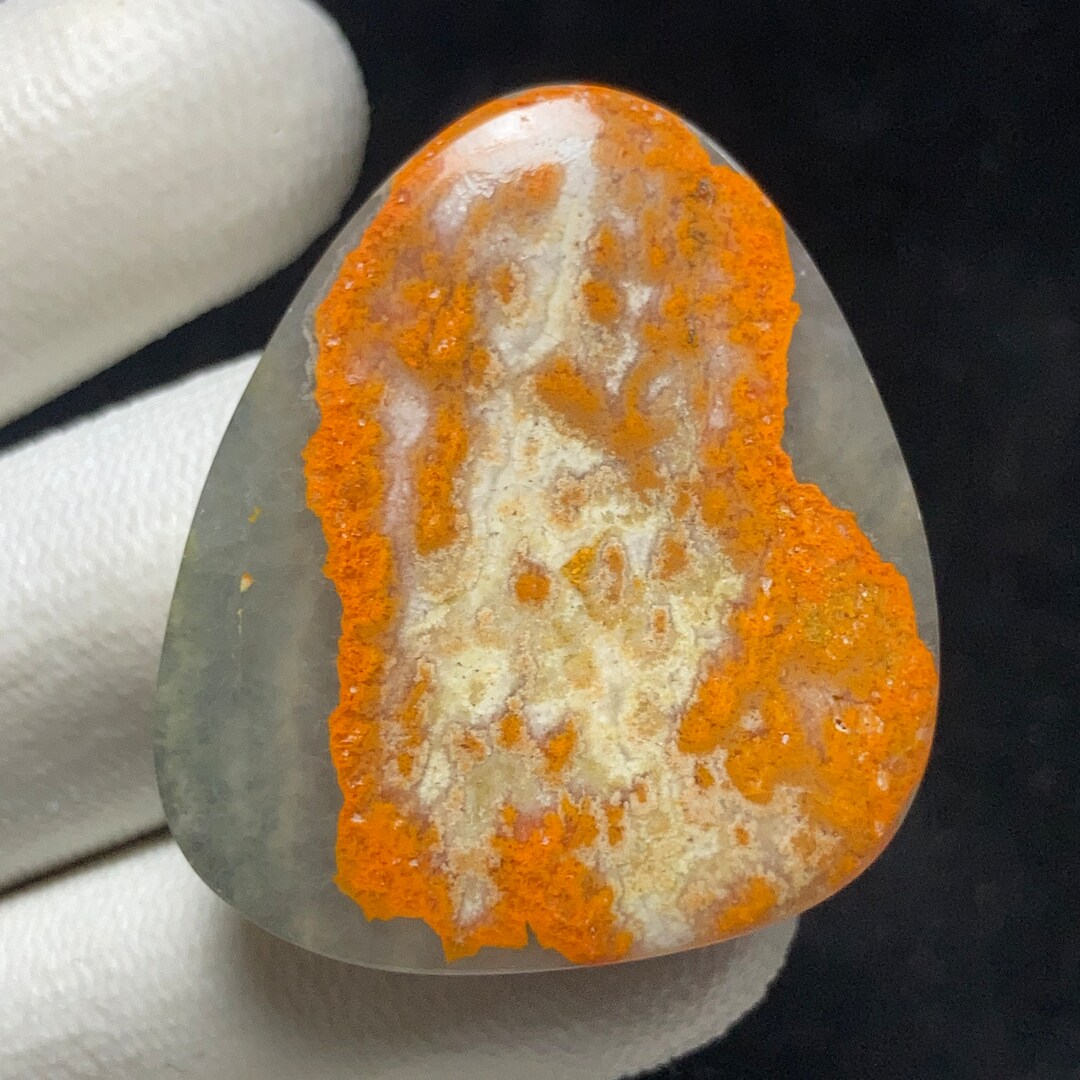 Bumble Bee, Freeform Cabochon, 36x31x7 MM, 62 CTS, Beautiful Cabochon ...