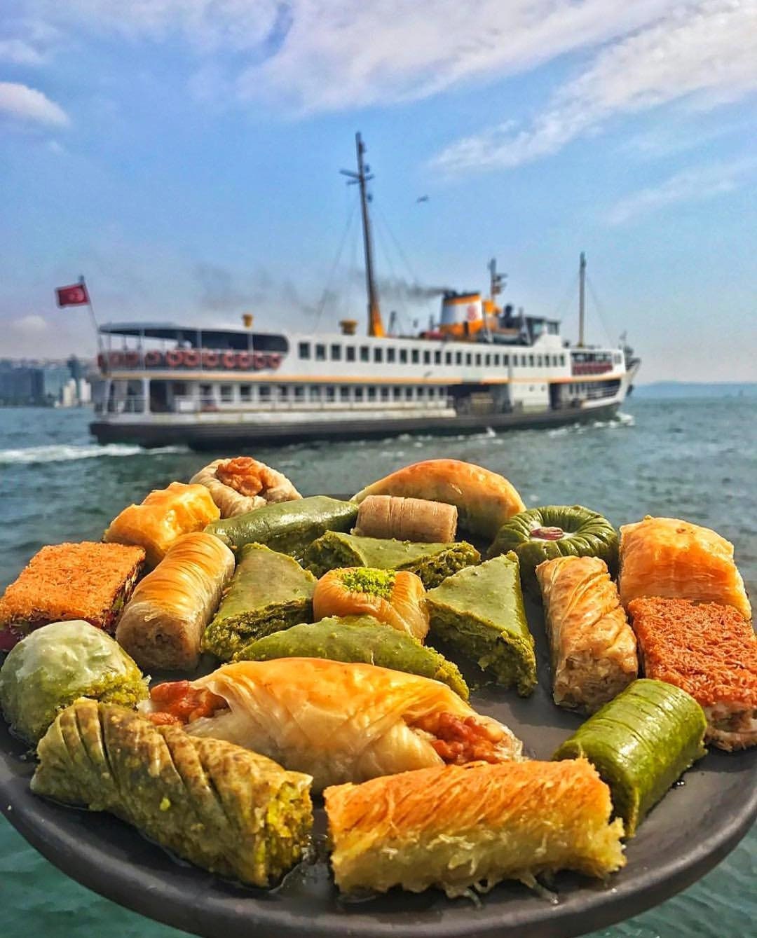 Baklava Premium Pistachio Baklava Assortment XL Metal tin | Etsy