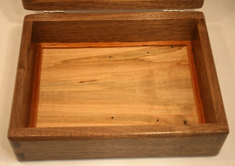Handmade Walnut Wooden Keepsake Box 9 X 7 X 3-1/4, Maple Top and Bottom ...