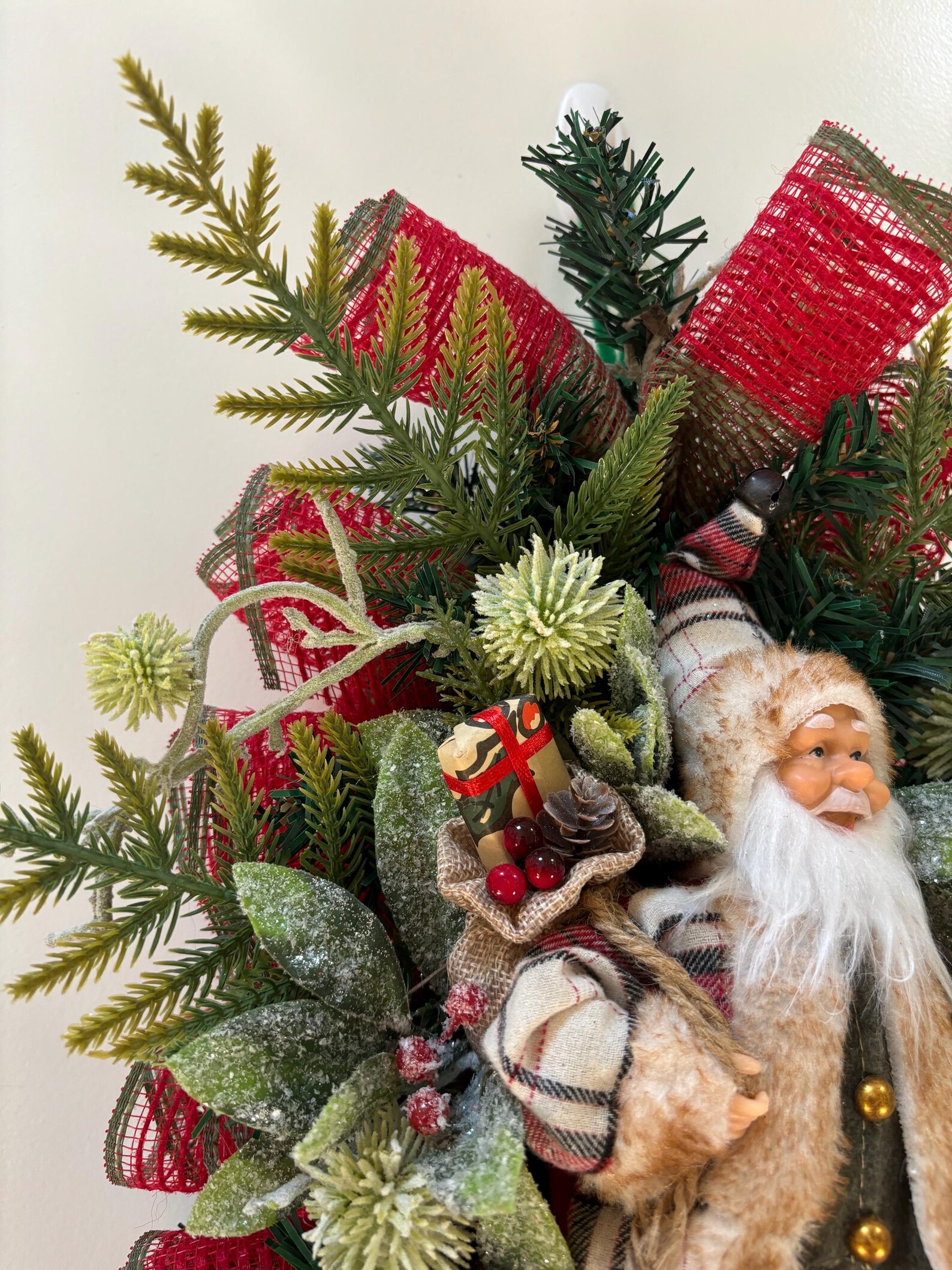 Santa Clause Swag, Christmas Swag, Winter Swag, Red and Green Swag, St ...