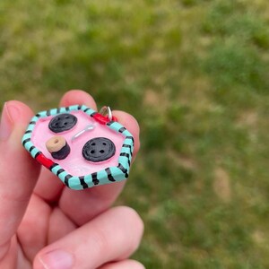 Coraline Button Box - Coraline Keychain/button Charm - Etsy