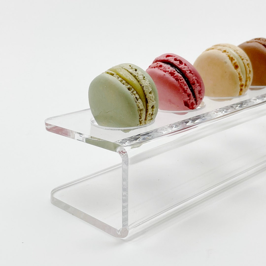 Acrylic Macaron Display Stand, 8 Macarons Holder, Cantilever Style ...