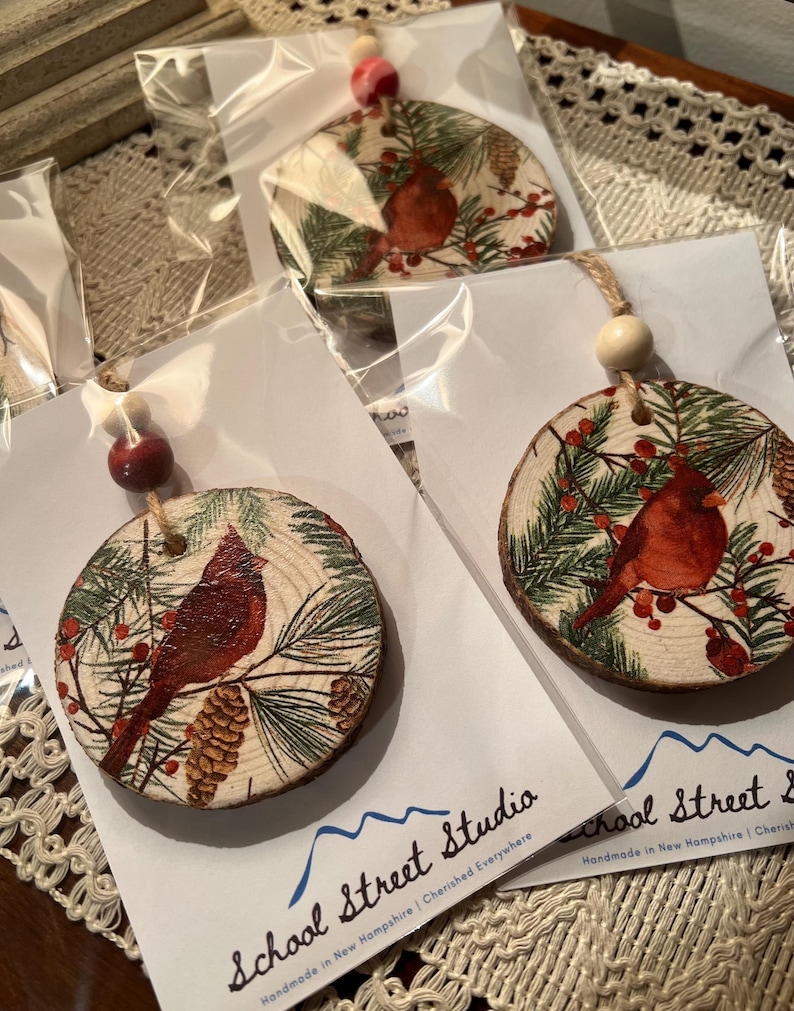 Red Cardinal Wood Slice Ornament, Decoupaged Handmade Ornament, Bird ...