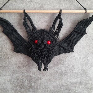 Easy Macrame Bat Pattern for Beginners, Spooky Bat Tutorial, Do It ...