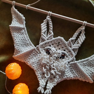 Macrame Bat Pattern: DIY Halloween Goth Decor (PDF Tutorial) - Etsy